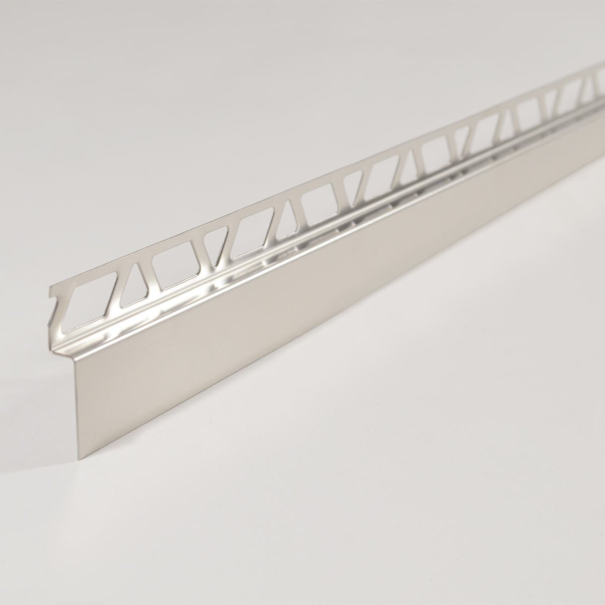 PROFILE FOR FLOOR - SHOWERTEC - STKR